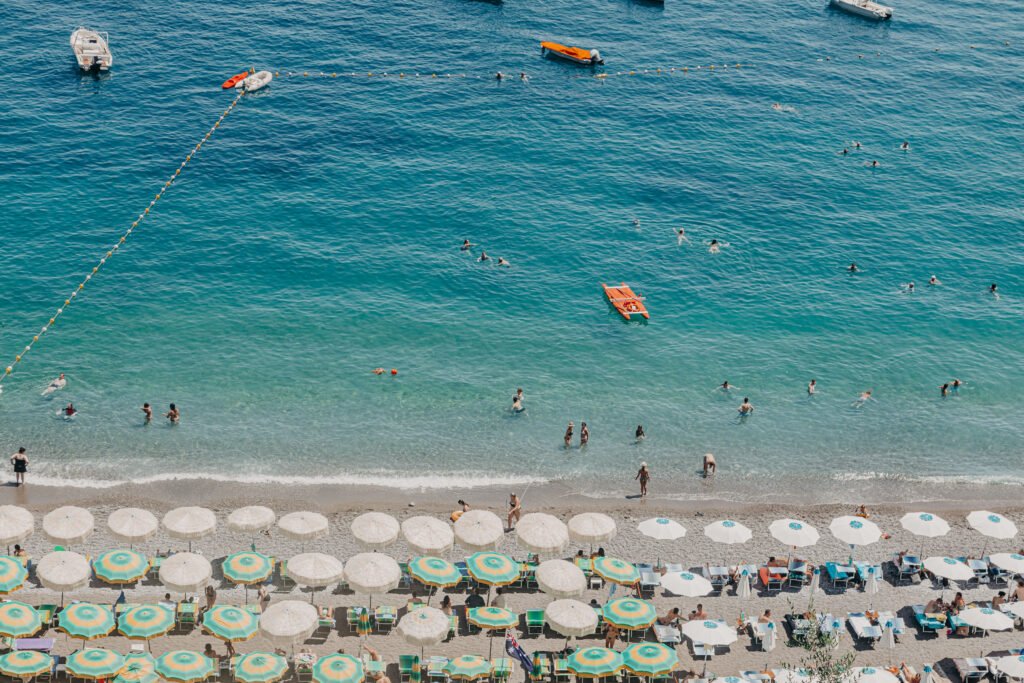 Fornillo Beach Club – Komocean